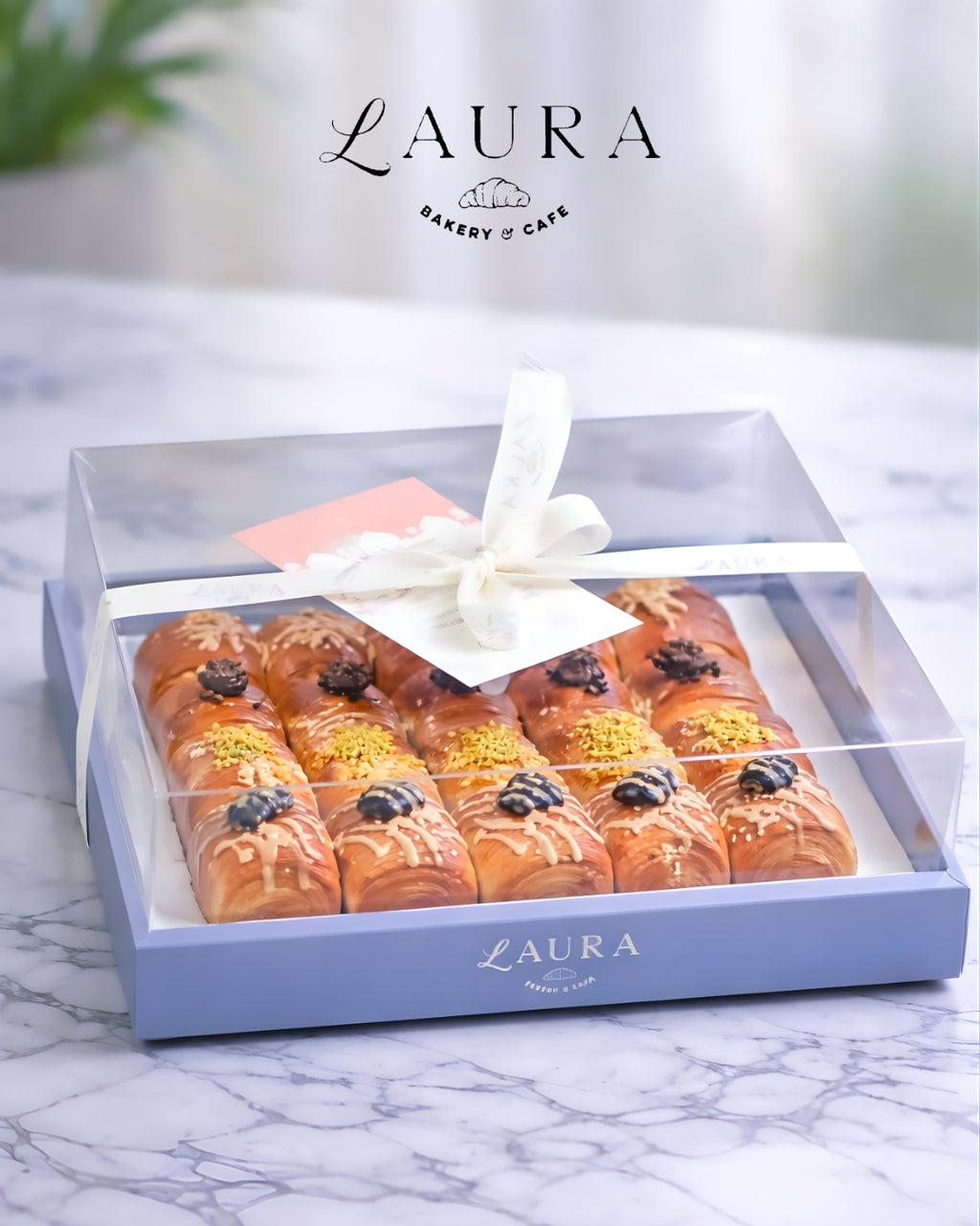 Mix Pain Swiss 25pcs – Laura Bakery & Cafe